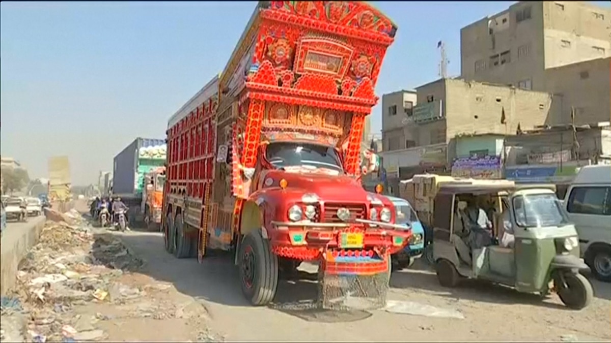 Moving Museums: The Art Of Pakistani Trucks