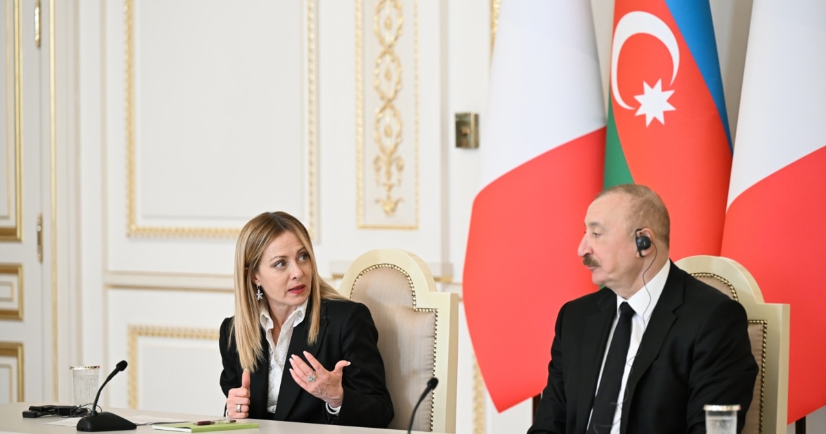 იტალიის პრემიერი მელონი ერევნიდან ბაქოში გაემგზავრა და ალიევს შეხვდა