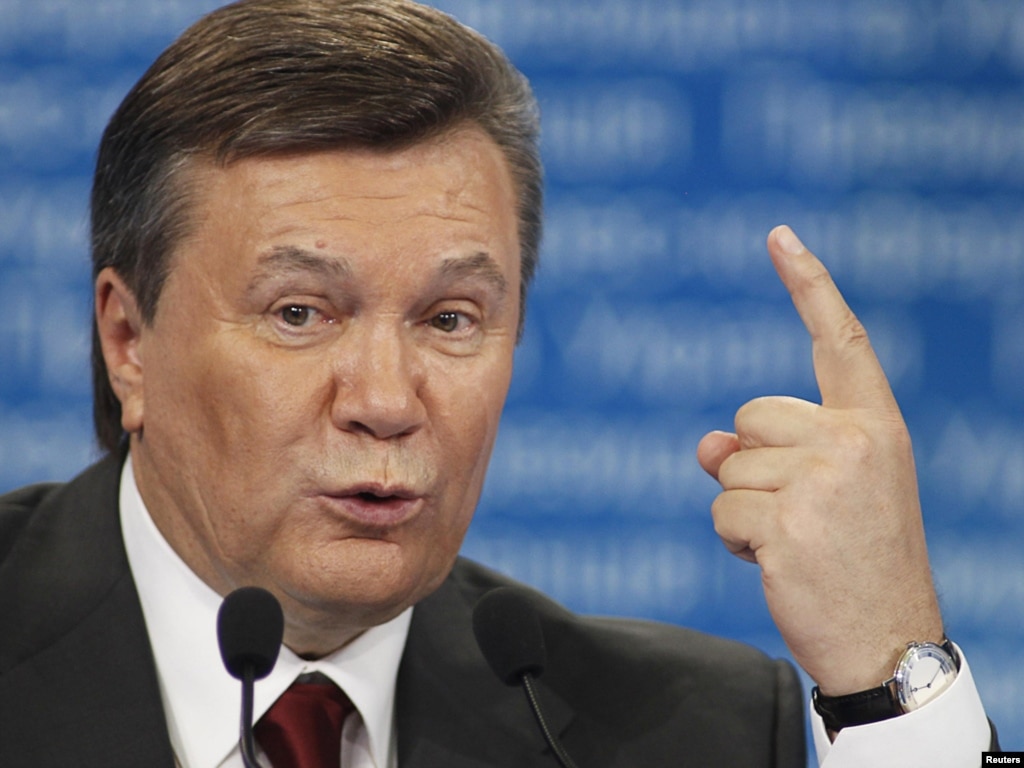 Yanukovych In Poland To Discuss Ukraine's EU Membership Bid