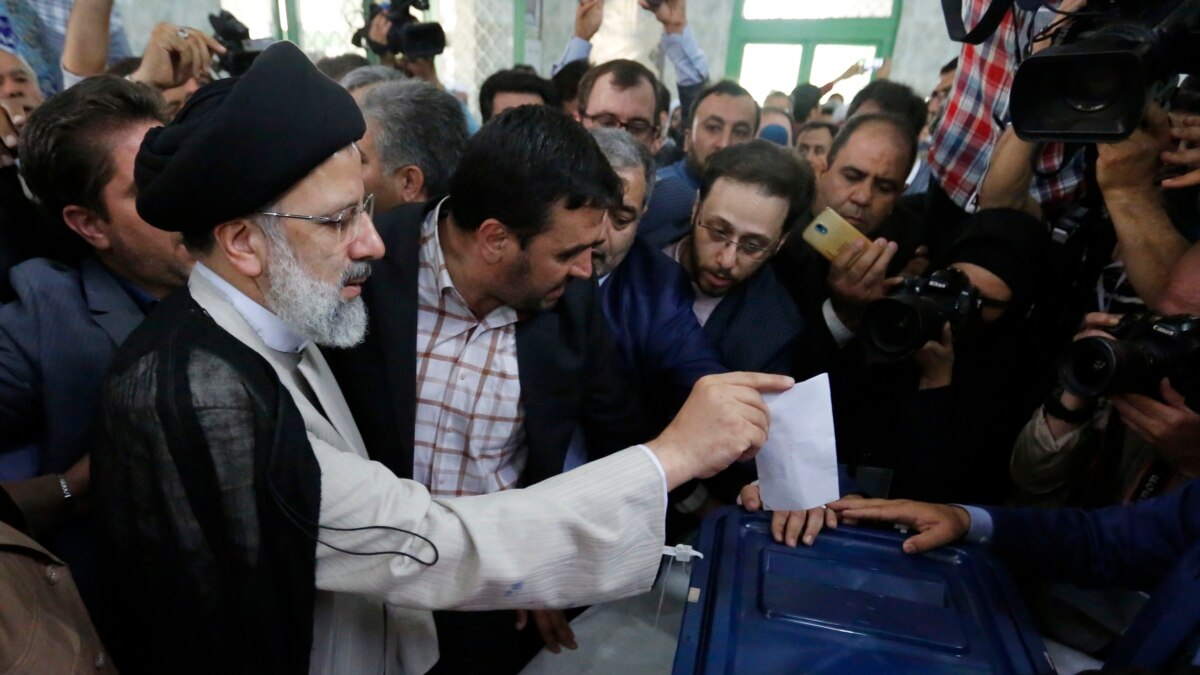 Voting Extended In Iranian Presidential Vote Pitting 'Engagement ...