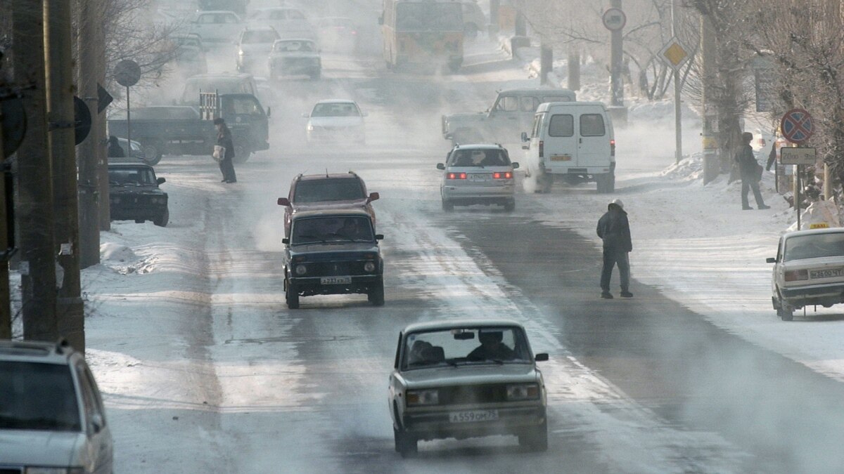 Russia: Will Moscow Face A Cold, Dark Winter?