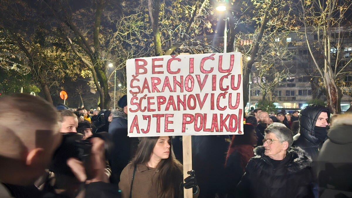 Pokušaj kriminalizacije studenata koji traže odgovornost ministara zbog masakra na Cetinju