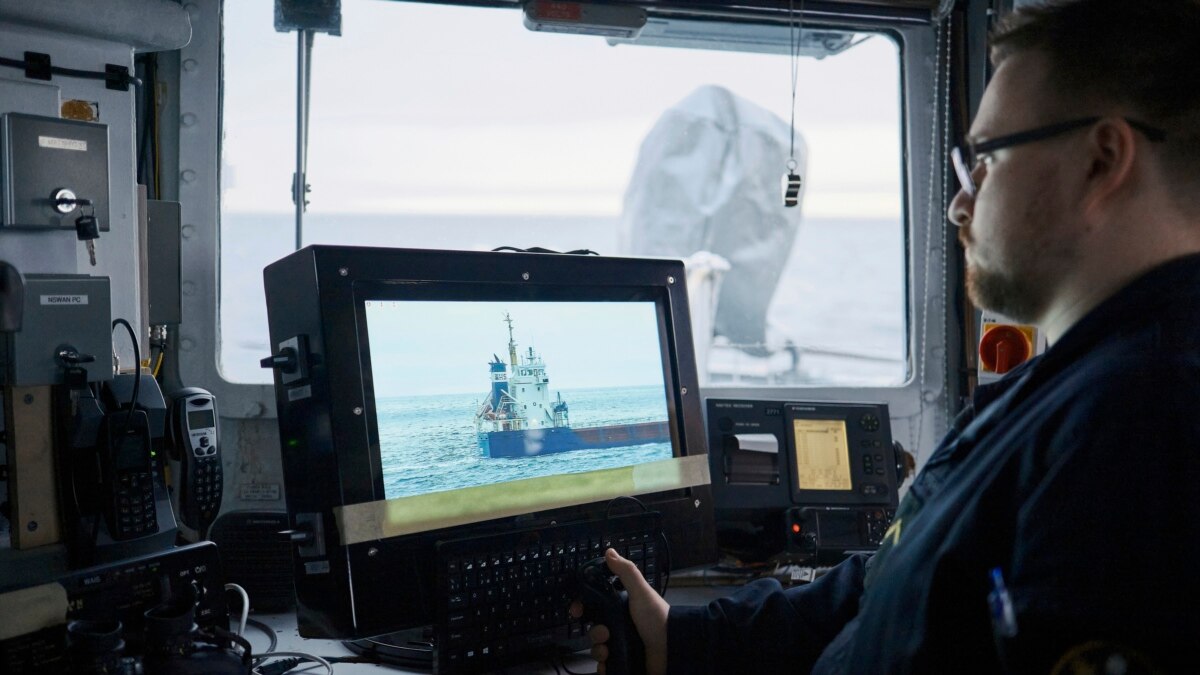 Si të mbrohet Deti Baltik nga flota në hije e Rusisë?