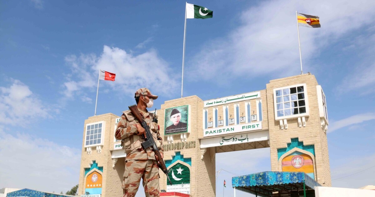 Pakistan Reopens Key Border Crossing With Afghanistan