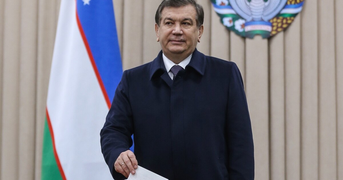 Uzbekistan Gives 179 People Citizenship, Raising Hopes For Others