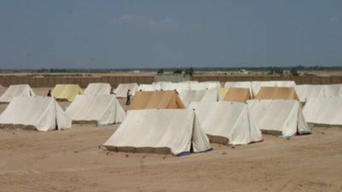 Iraq: Red Crescent Society Aiding Internally Displaced Iraqis