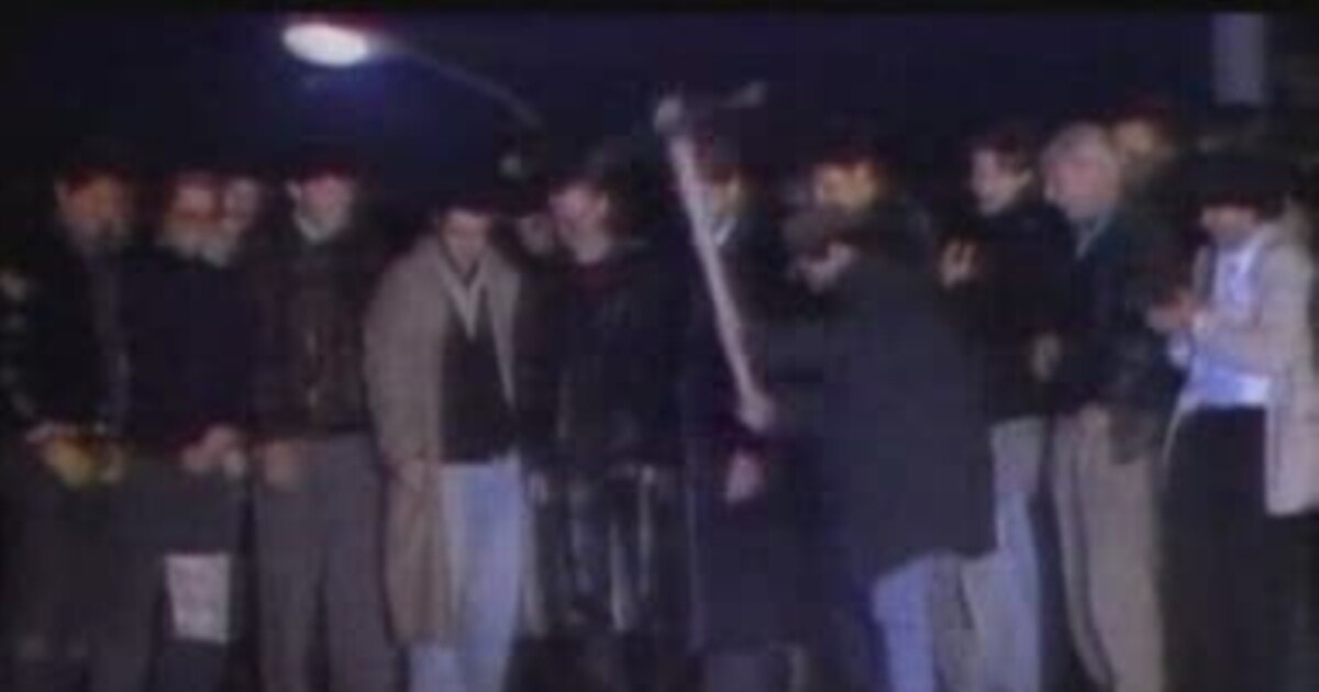 1989 - Bie Muri i Berlinit