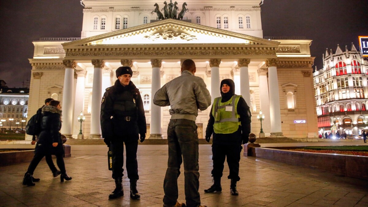 Resumed Anonymous Bomb Threats Prompt Evacuations In Several Russian Cities