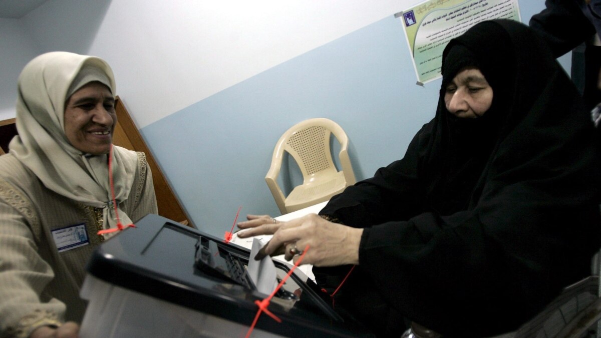 Voting Begins In Iraqi Parliamentary Elections