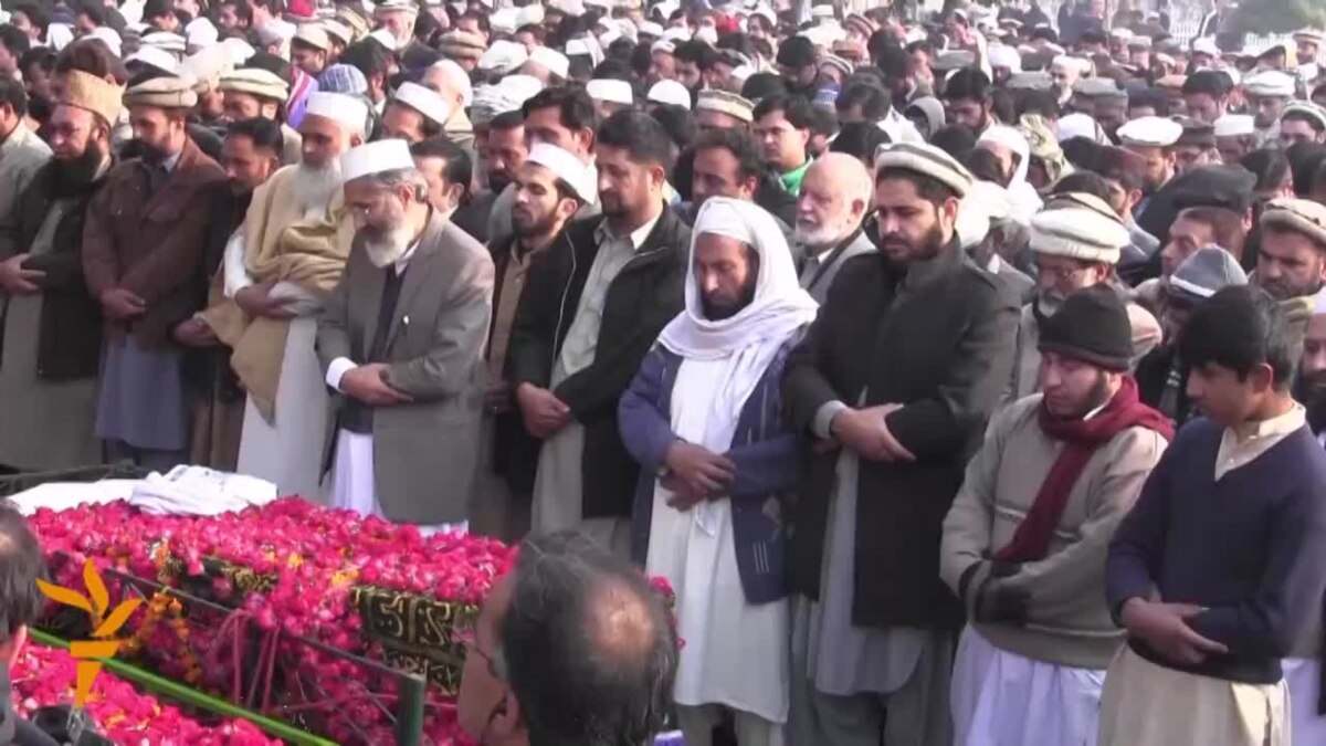 Pakistan Lifts Moratorium On Death Penalty After School Massacre