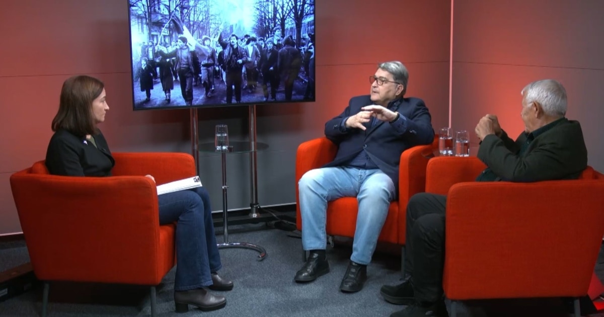 VIDEO | Jurnaliștii Neculai Constantin Munteanu și Emil Hurezeanu, după 35 de ani din nou ...