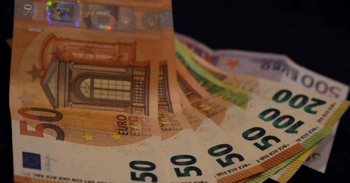 Paga minimale në Kosovë rritet në 350 euro