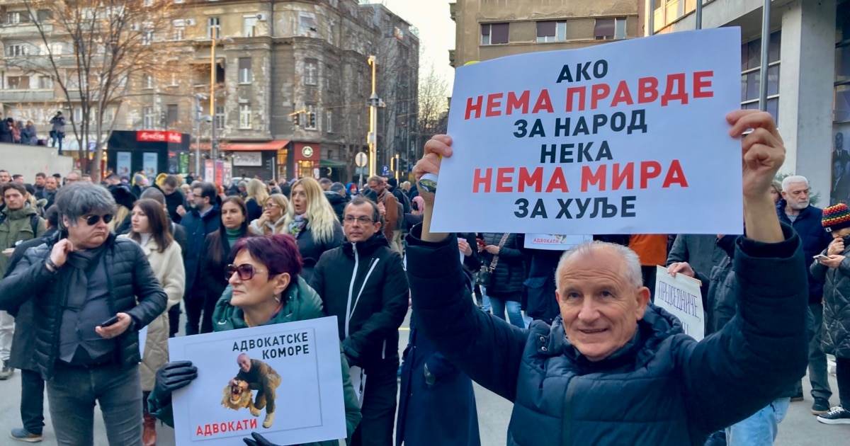 Protest advokata isped javnog servisa Srbije, traže da se čuje njihov glas