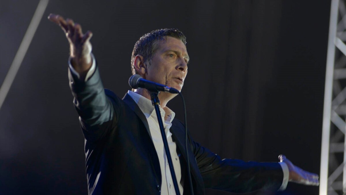 Preminuo pevač Masimo Savić
