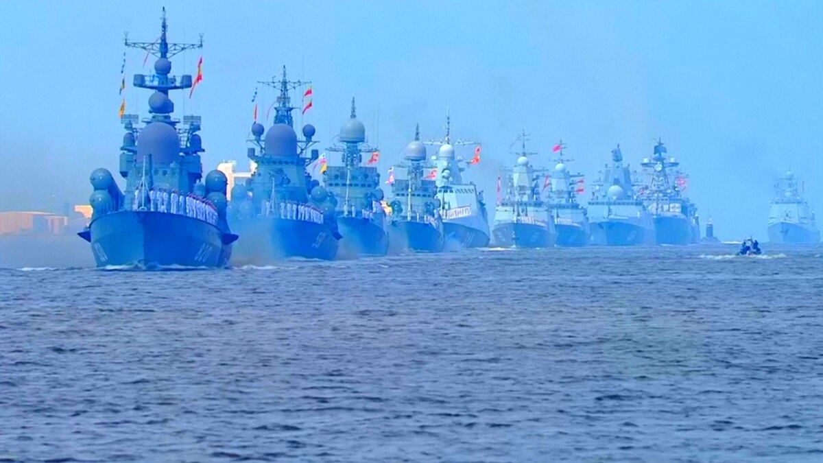 Putin Observes Annual Russian Naval Parade