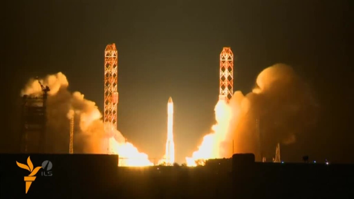 Russia Launches Proton-M Rocket Three Months After Crash