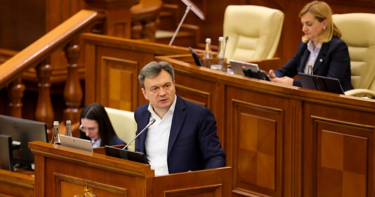 Parlamentul a aprobat starea de urgență și a respins moțiunea de ...