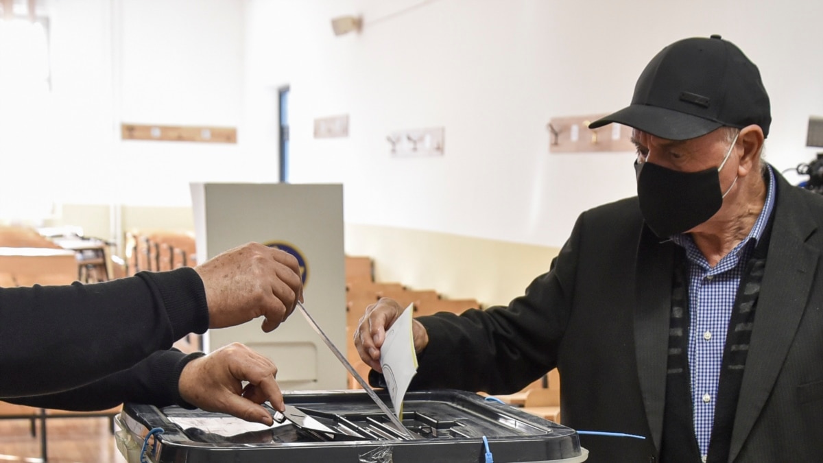 Mamusha prin me dalje të votuesve në zgjedhje