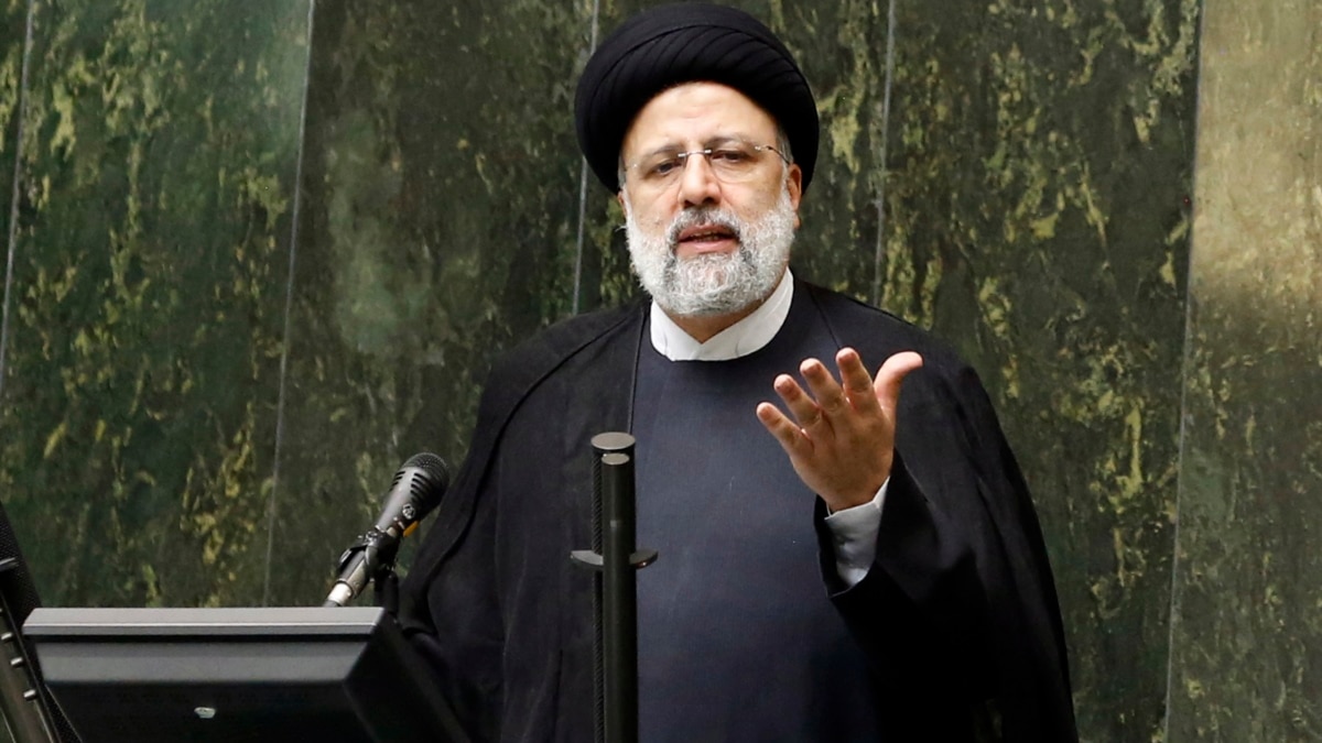Iranian Parliament Approves New President's Hard-Line Cabinet