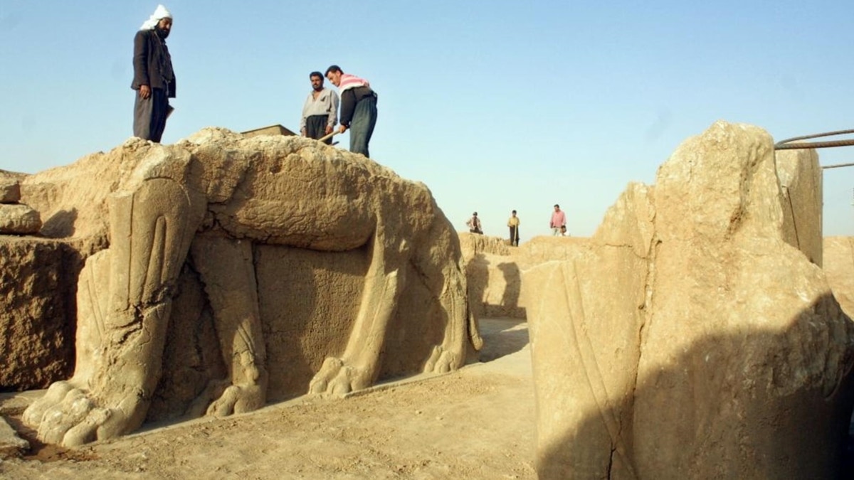 Islamic State Blows Up Ancient Assyrian Temple In Northern Iraq