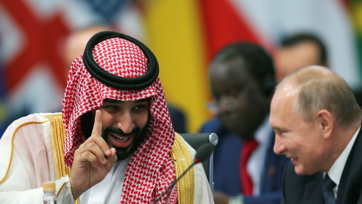 Saudi Crown Prince Arrives In Algeria