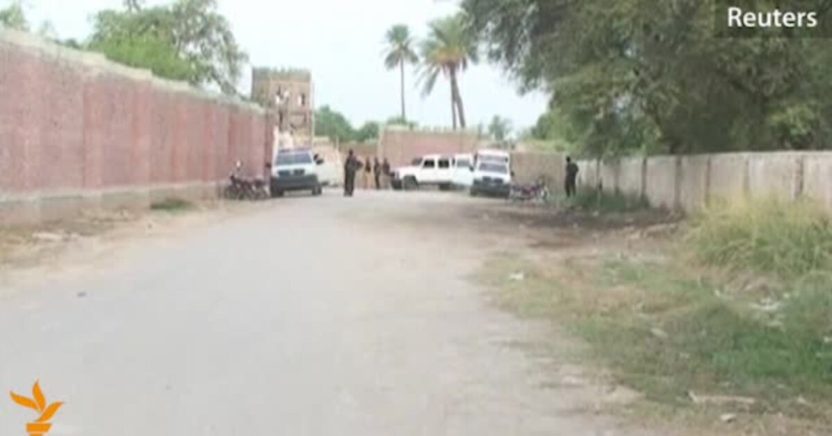 Militants Free 250 Inmates In Attack On Pakistani Prison