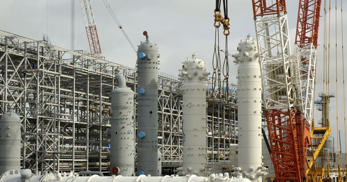 Russia Threatens To Halt Shell's Sakhalin Project