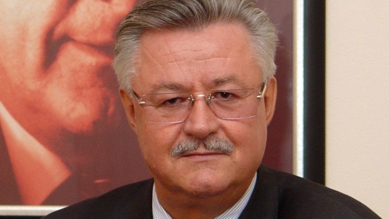 Lawyer Of Russian Artist Who Used Price Tags For Anti-War Protest May ...