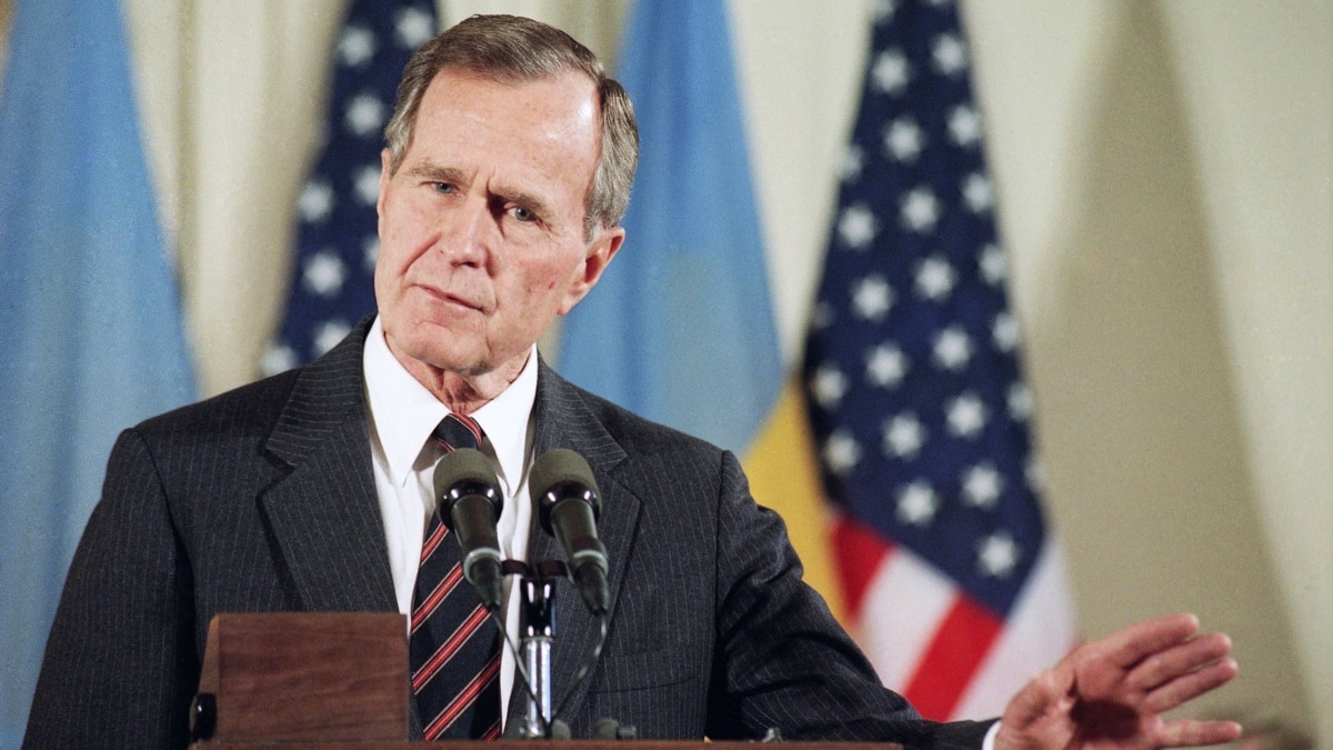 ریاست‌جمهوری جرج بوش پدر: چهار سال پر از تلاطم در خاورمیانه