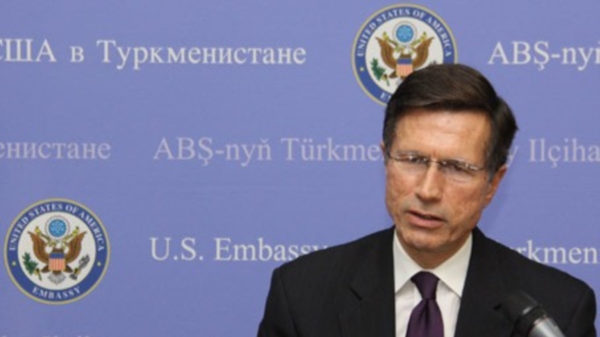 U.S. Diplomat To Visit Tashkent