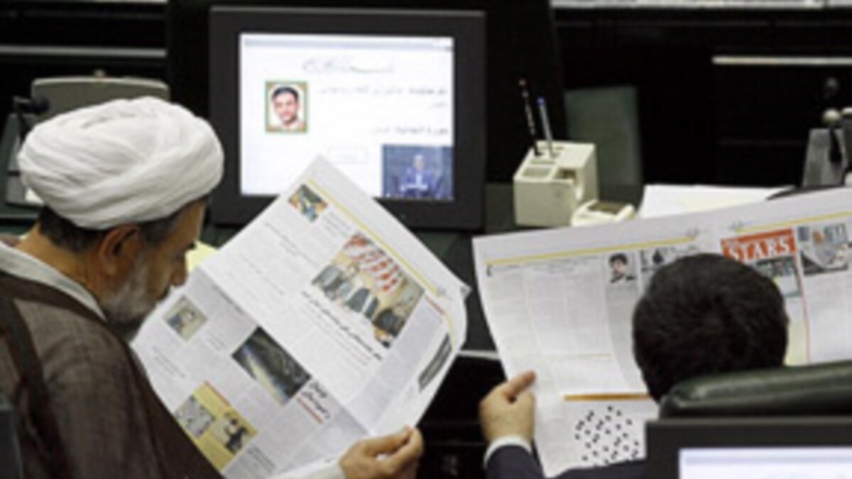 Iranian Journalists Alarmed As Media Legislation Resurfaces