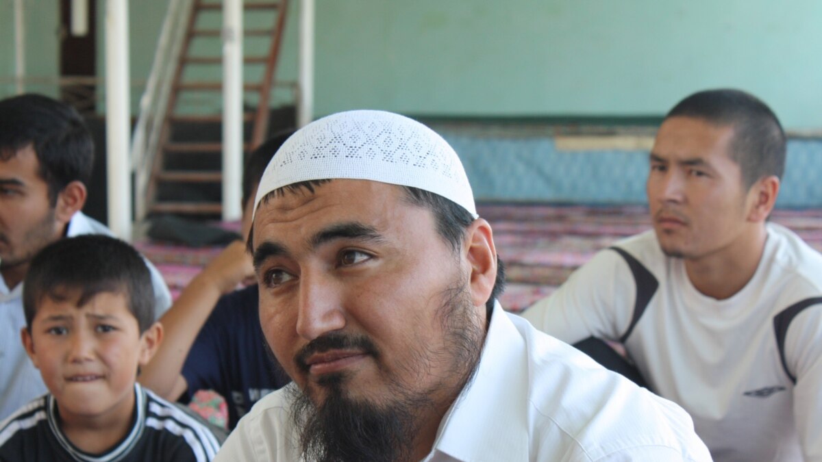 Ethnic Uzbek Imam Freed From Detention In Kyrgyzstan