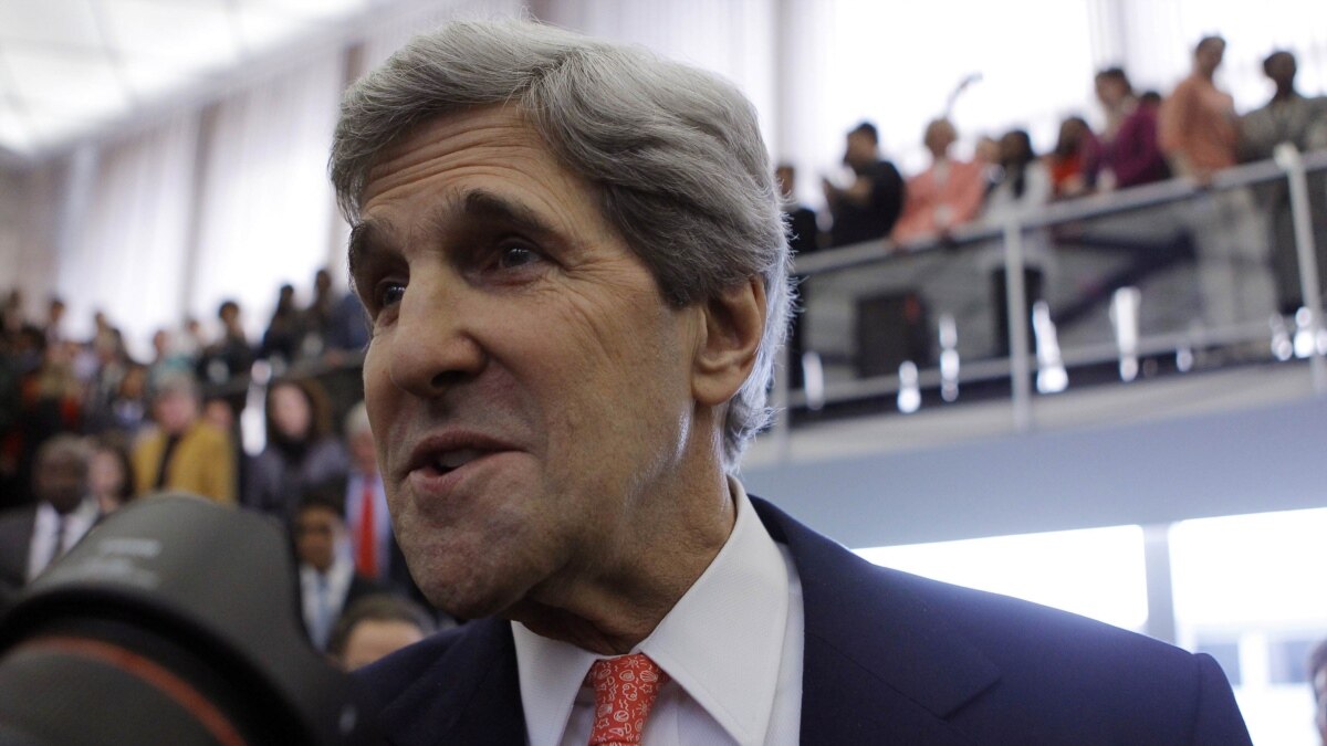 Kerry Says U.S. Cannot Retreat From World Stage