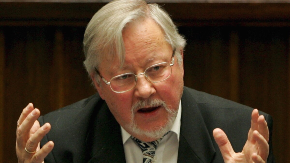 Interview: Former Lithuanian President Says 'Communism Was Never Defeated'