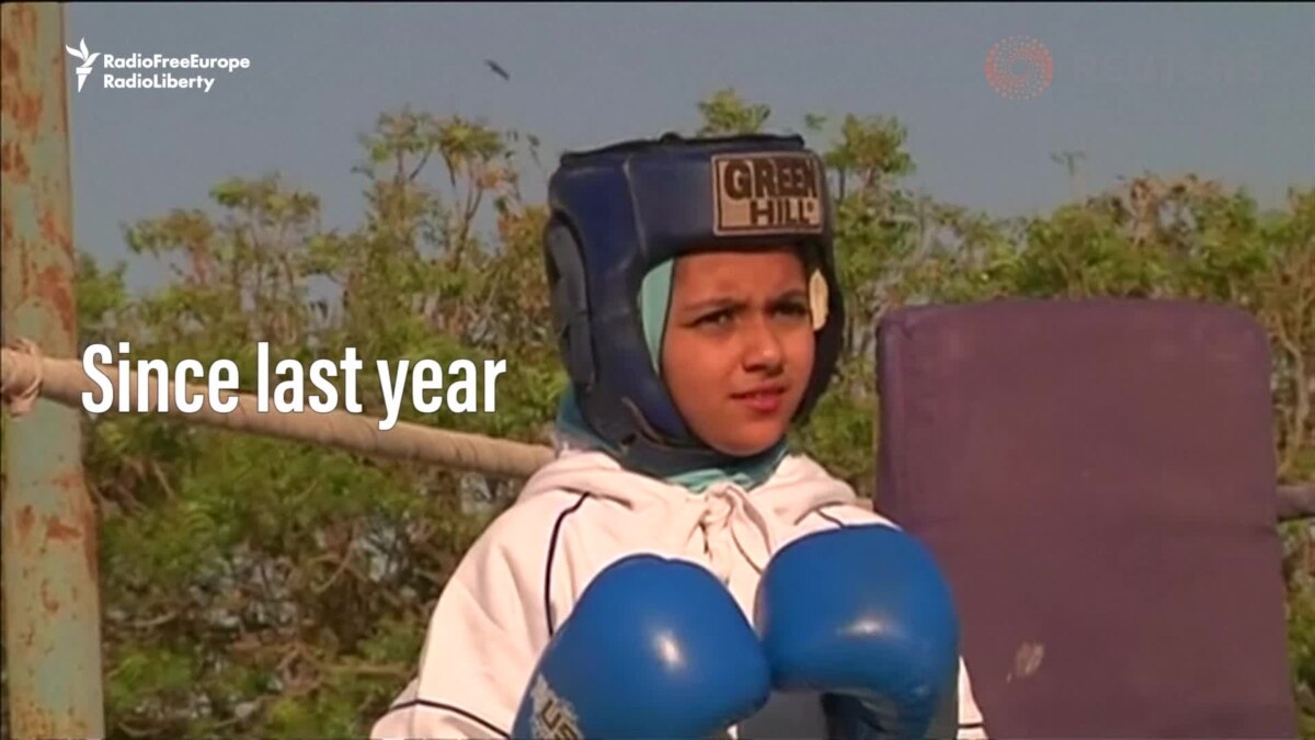 Pakistani Girls Punch Through Glass Ceiling