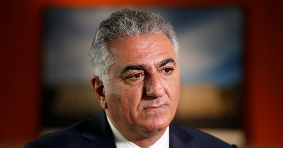 Exiled Prince Calls On Security Forces To Join Iran Protests