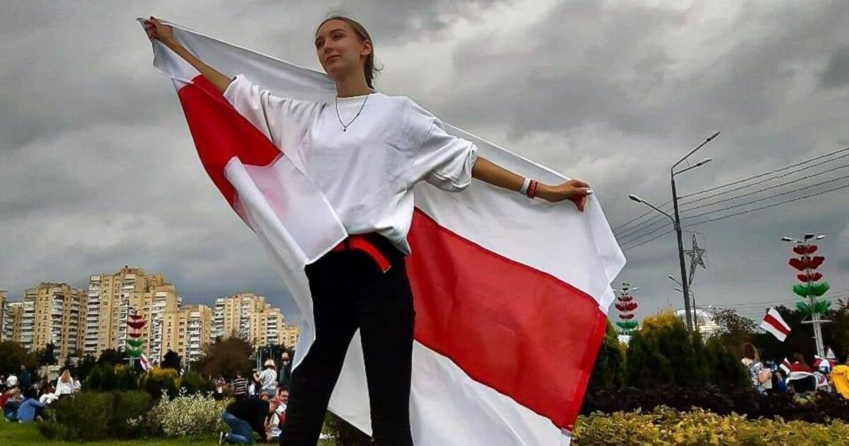 Belarusian Singer Who Refused Lukashenka Scholarship Goes On Trial