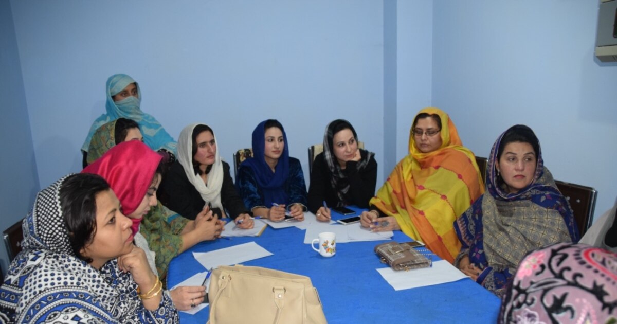 Pakistani Female Journalists Face 'Coordinated' Campaign Of Online Threats