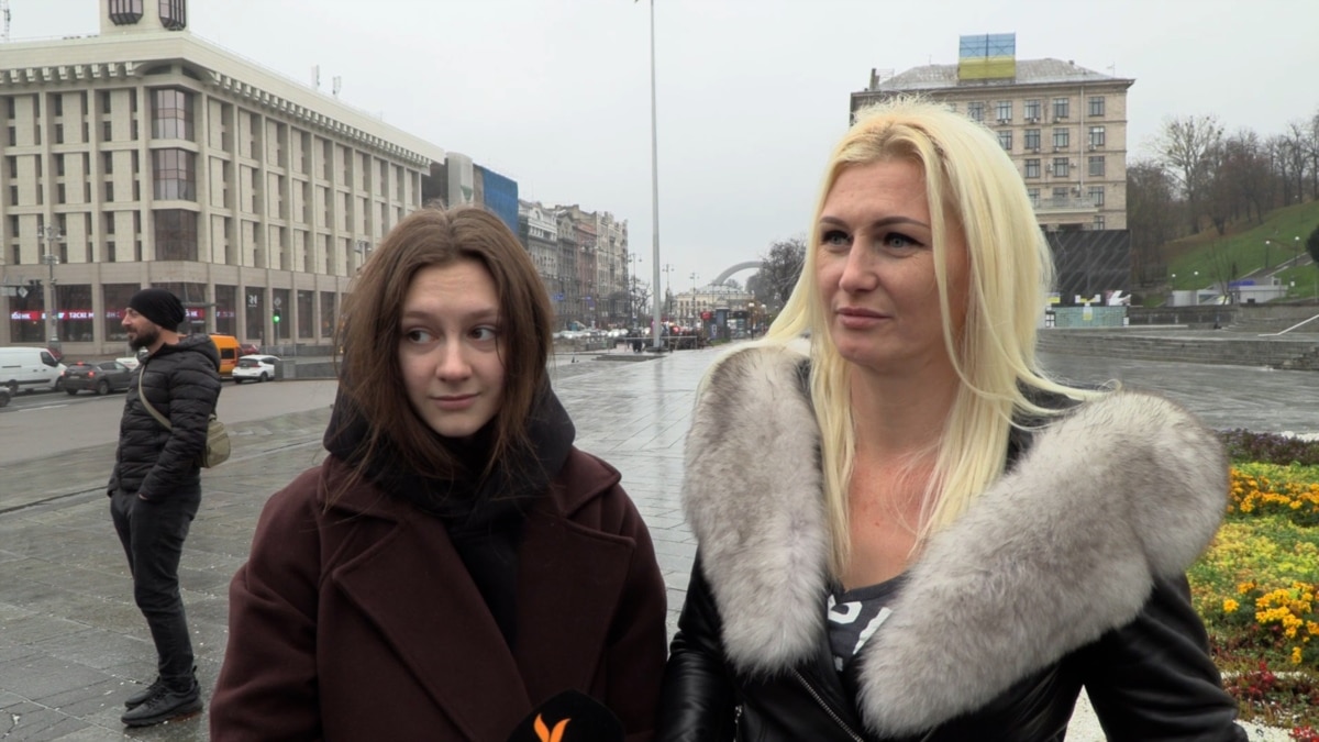 Ukrainians React To Reports Of Possible Kyiv Evacuation