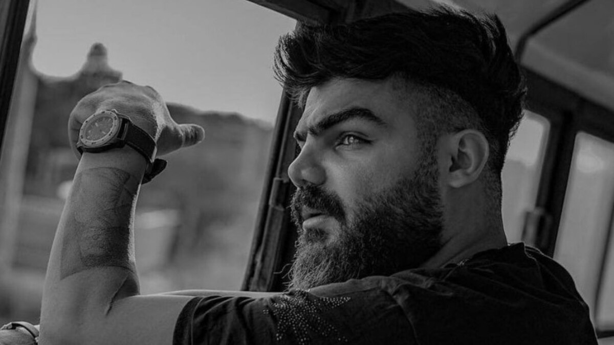 Iranian Rapper Yasin Reportedly Moved To Psychiatric Center