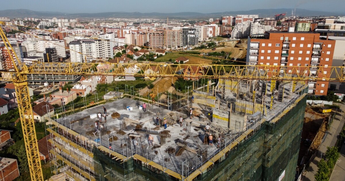 Blloqet nga Serbia “shkatërrojnë” kompanitë në Kosovë