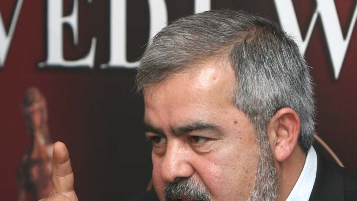 Dashnak Leader In Stark Warning To Sarkisian
