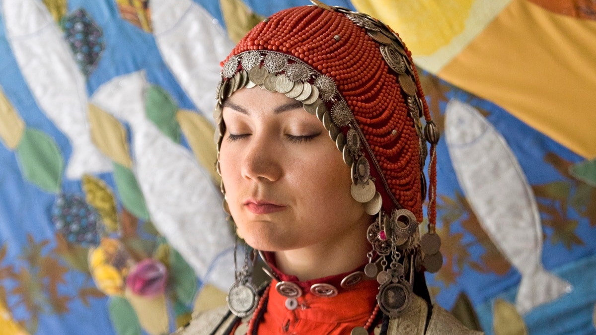 Bashkir Women Reflect On Modernity And Tradition