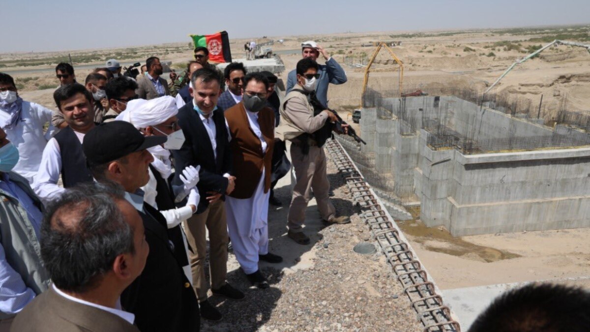 Afghan Officials Say Taliban Kills Six Guards At Major Irrigation Dam