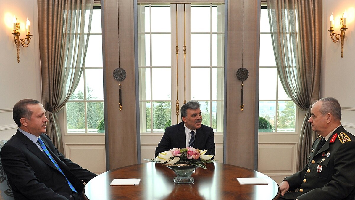 Government's Pressure On Military Edges Turkey Toward Confrontation