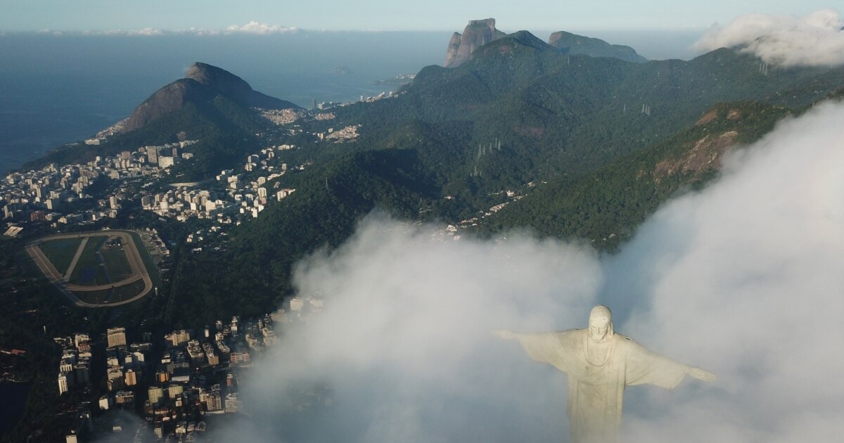 Man Emerges From Russian Consulate, Attacks Anti-War Protester In Rio ...