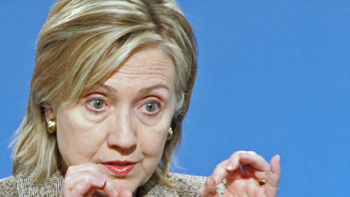 Clinton Calls On Arab States To Do More For Palestinians