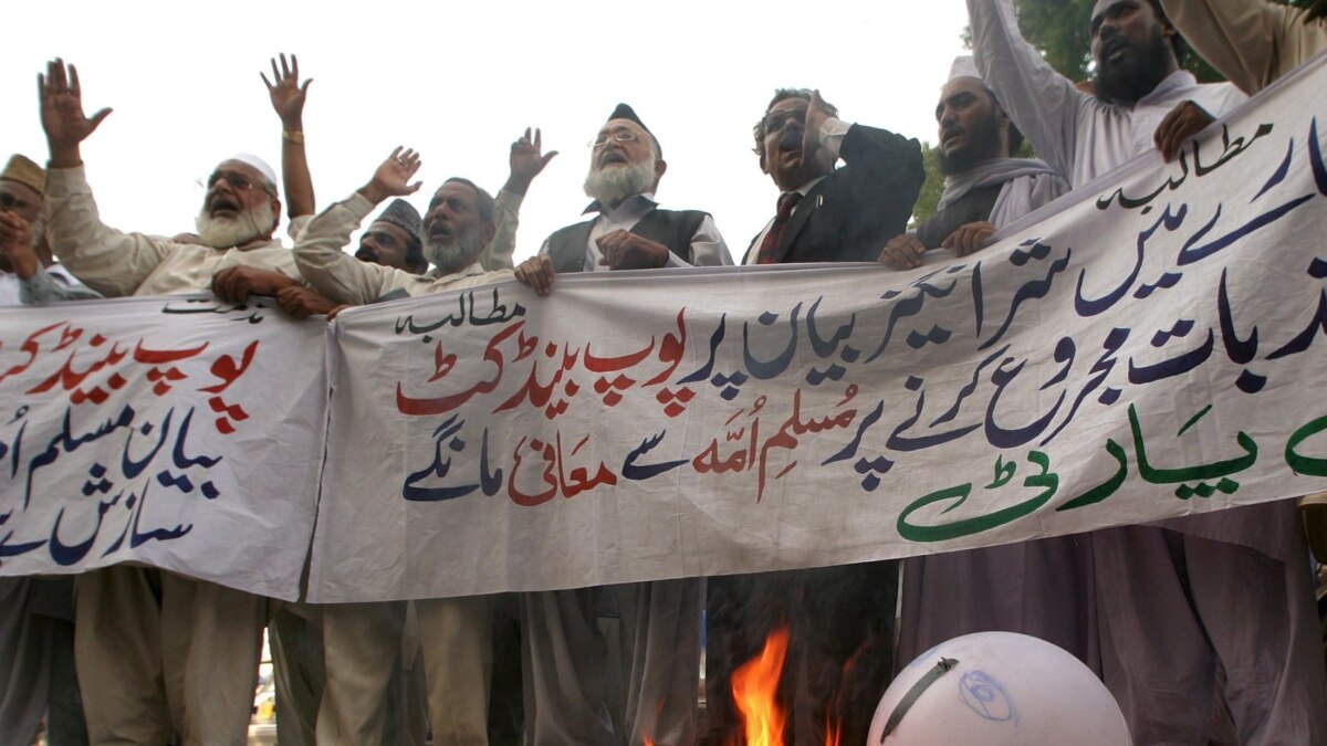 Islam: Pope's Remarks Bring Interfaith Dialogue To Crisis Point