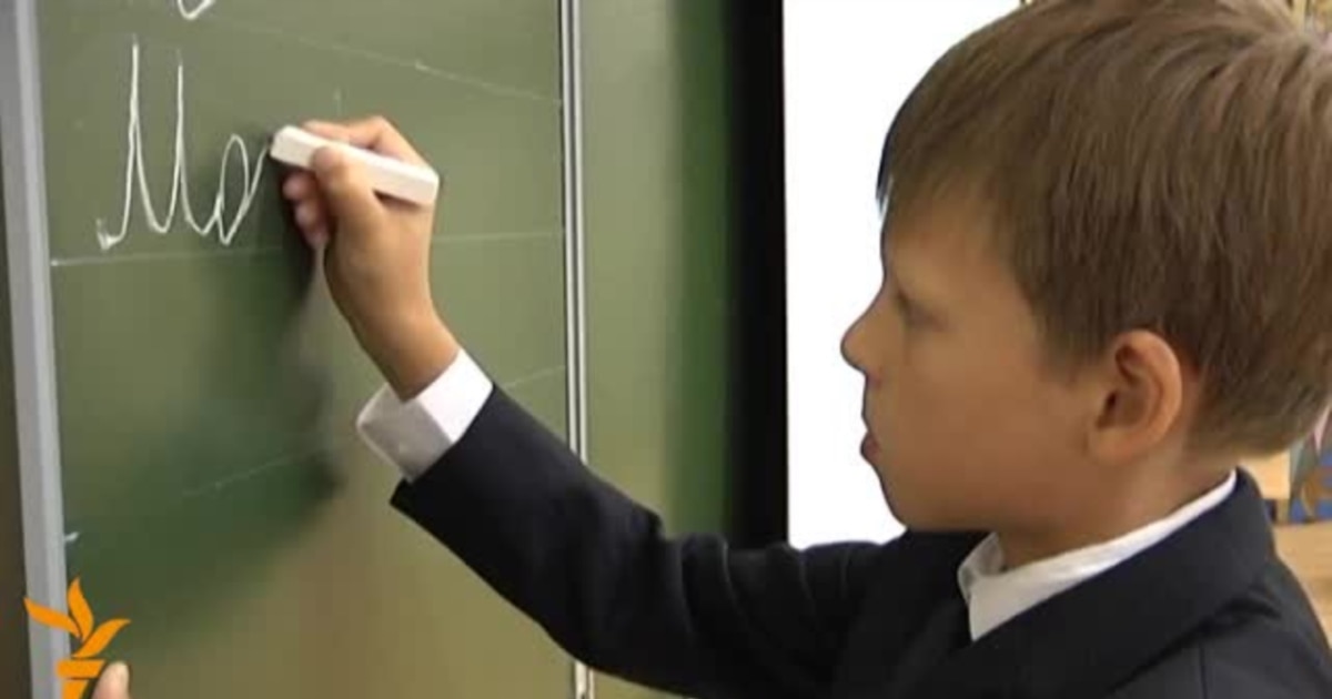 As Computers Rise, Schools Witness The Slow Death Of Cursive