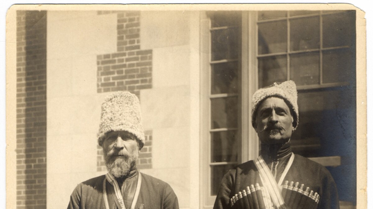 Portraits Of Ellis Island Immigrants 1902-1913